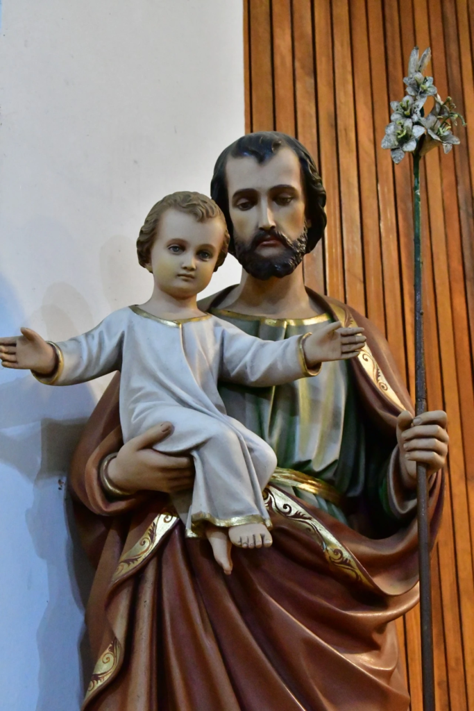 Inicia la celebración mensual en honor a San José - Diario Cambios